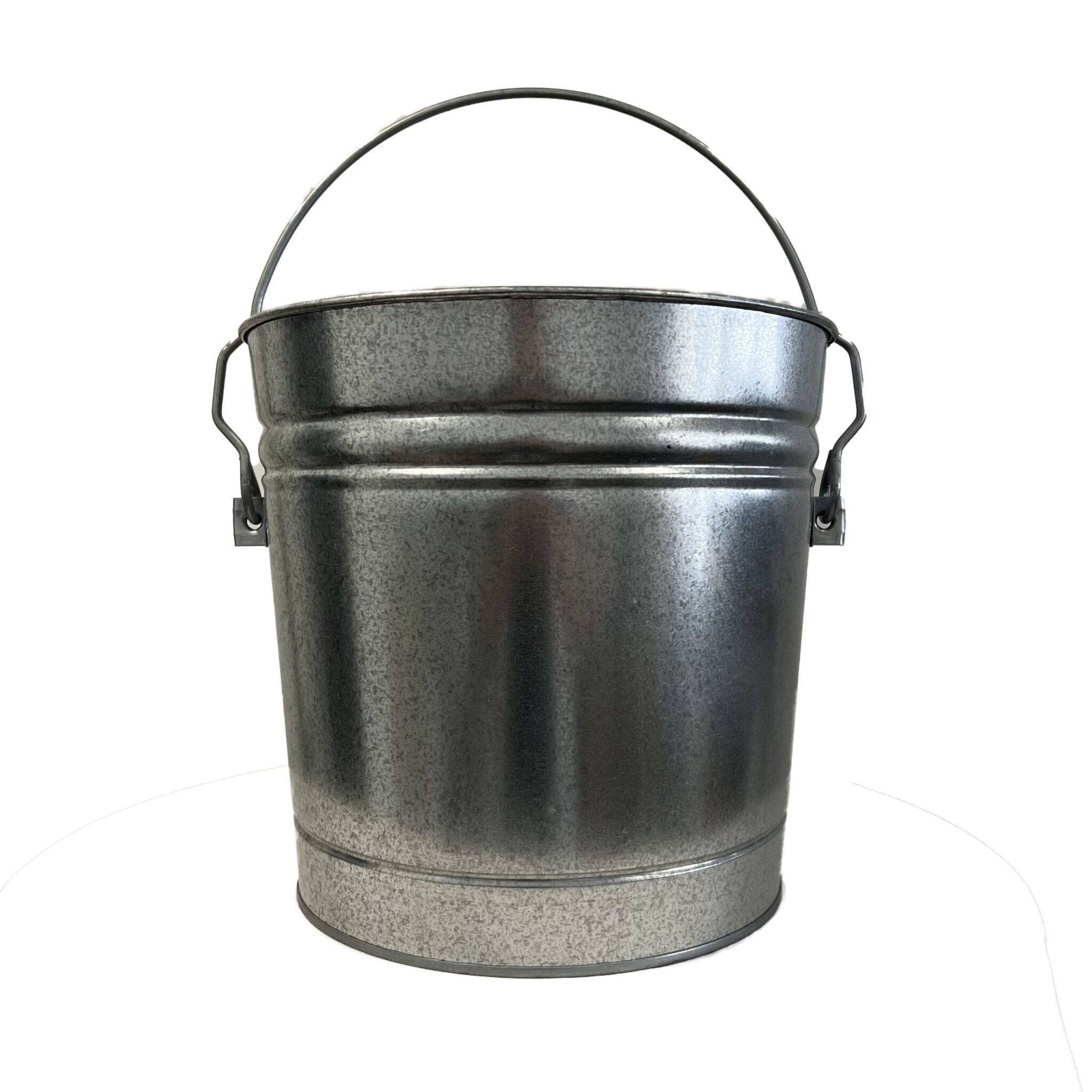 Galvanized Bucket 6 gallons Rental | Parlani Party Rentals